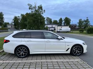 Белый БМВ 5 Серия 2022 в Таллин, объемом двигателя 2.00 л и пробегом 62 тыс. км за 34999 €, фото 8 на AUTOMOTO.COM.LV
