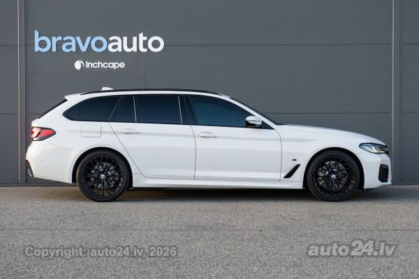 White BMW 5 Series 2022 in Tartu, with an engine capacity of 2.00 L and mileage of 69 thousand km for 36900 €, photo 9 on AUTOMOTO.COM.LV