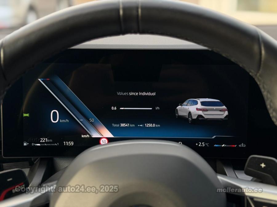 Balts BMW 5 Series 2024 Pērnava, ar dzinēja tilpumu 2.00 L un nobraukumu 39 tūkst. km par 54900 €, foto 23 vietnē AUTOMOTO.COM.LV