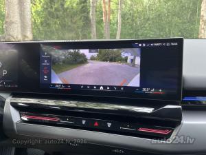Белый БМВ 5 Серия 2024 в Таллин, объемом двигателя 2.00 л и пробегом 56 тыс. км за 44980 €, фото 21 на AUTOMOTO.COM.LV