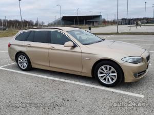 Dzeltens BMW 5 Series 2011 Tartu, ar dzinēja tilpumu 3.00 L un nobraukumu 300 tūkst. km par 7999 €, foto 5 vietnē AUTOMOTO.COM.LV