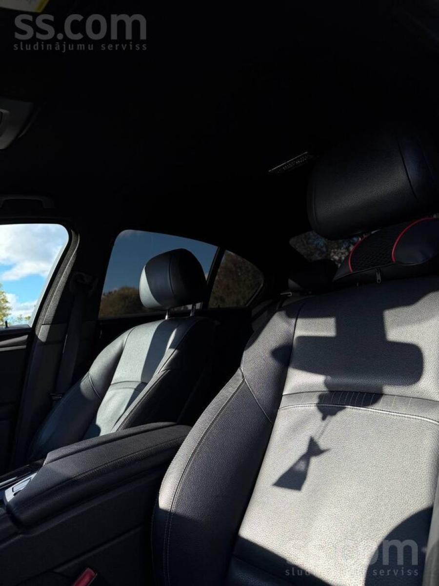 Melns BMW 518 2015 Rīga, ar dzinēja tilpumu 2.00 L un nobraukumu 294 tūkst. km par 11800 €, foto 6 vietnē AUTOMOTO.COM.LV