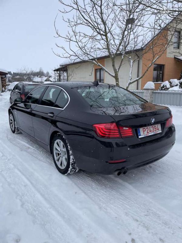 Black BMW 518 2016 in Raseiniai, with an engine capacity of 2.00 L and mileage of 230 thousand km for 10900 €, photo 4 on AUTOMOTO.COM.LV