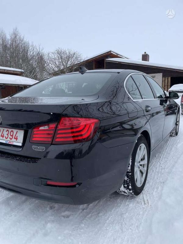 Black BMW 518 2016 in Raseiniai, with an engine capacity of 2.00 L and mileage of 230 thousand km for 10900 €, photo 8 on AUTOMOTO.COM.LV