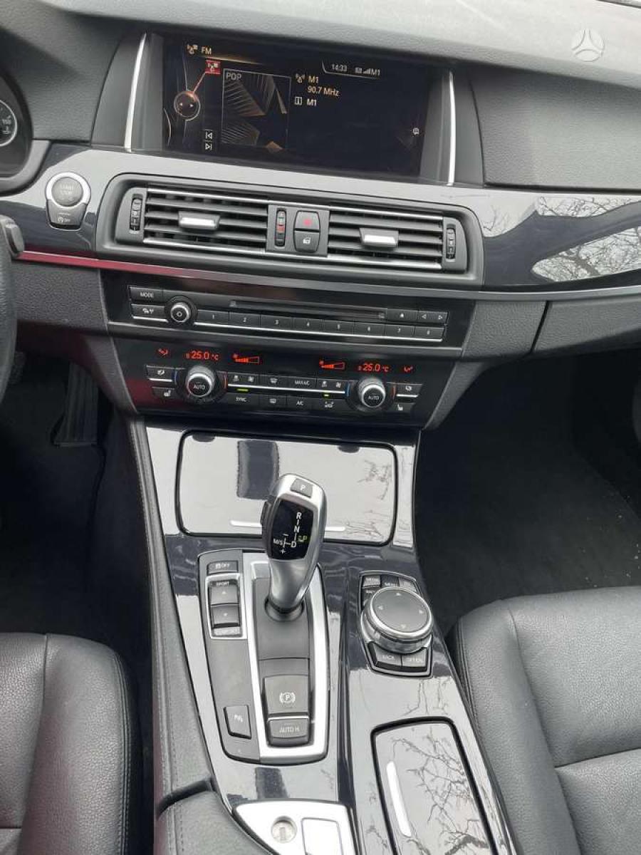 Melns BMW 518 2016 Raseiniai, ar dzinēja tilpumu 2.00 L un nobraukumu 230 tūkst. km par 10900 €, foto 26 vietnē AUTOMOTO.COM.LV
