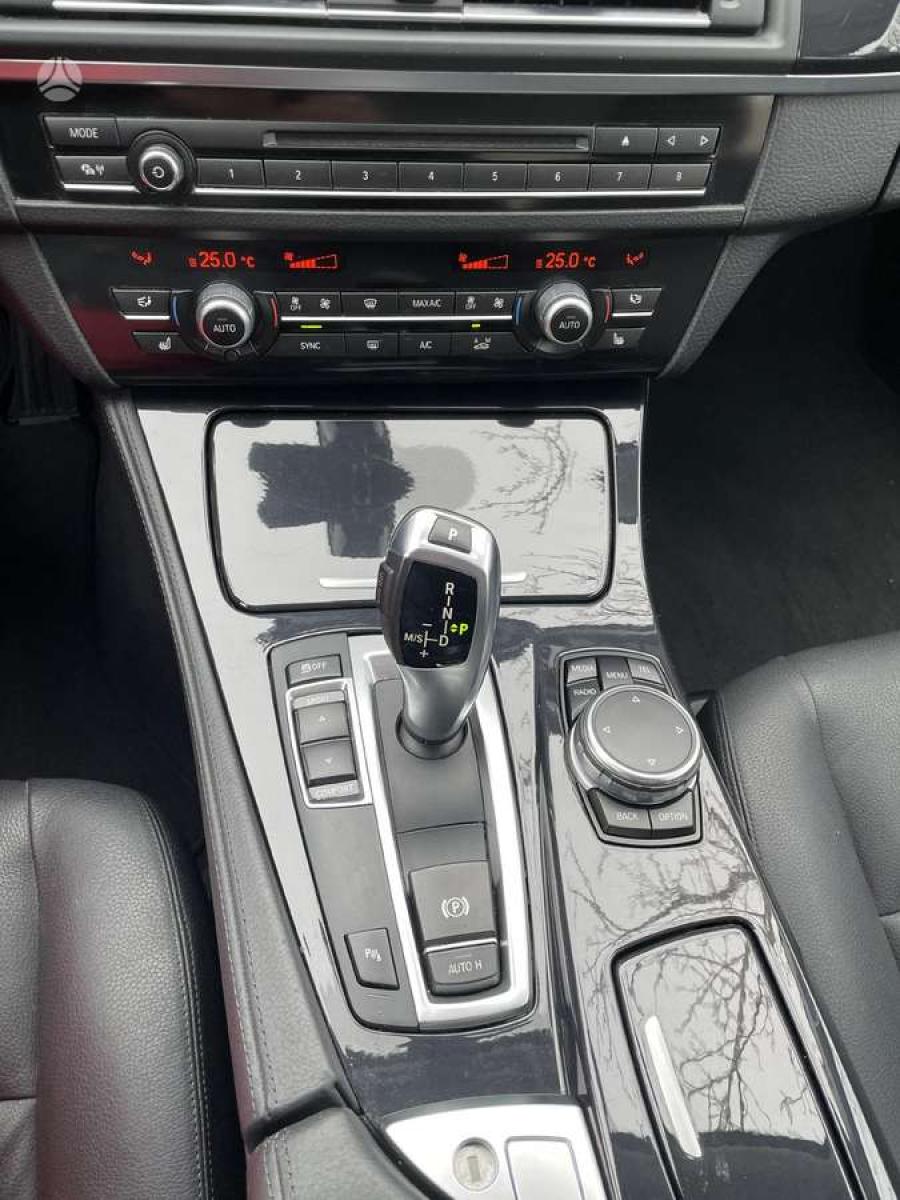 Melns BMW 518 2016 Raseiniai, ar dzinēja tilpumu 2.00 L un nobraukumu 230 tūkst. km par 10900 €, foto 27 vietnē AUTOMOTO.COM.LV