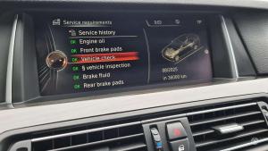 Black BMW 518 2016 in Vilnius, with an engine capacity of 2.00 L and mileage of 307 thousand km for 11500 €, photo 13 on AUTOMOTO.COM.LV