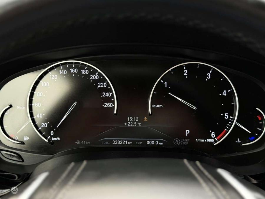 Black BMW 518 2019 in Vilnius, with an engine capacity of 2.00 L and mileage of 338 thousand km for 14950 €, photo 27 on AUTOMOTO.COM.LV