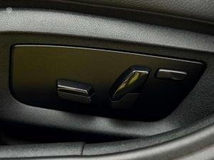 Melns BMW 518 2019 Viļņa, ar dzinēja tilpumu 2.00 L un nobraukumu 338 tūkst. km par 14900 €, foto 20 vietnē AUTOMOTO.COM.LV