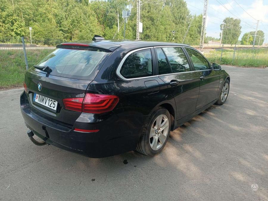 Melns BMW 518 2013 Šauļi, ar dzinēja tilpumu 2.00 L un nobraukumu 372 tūkst. km par 6700 €, foto 5 vietnē AUTOMOTO.COM.LV