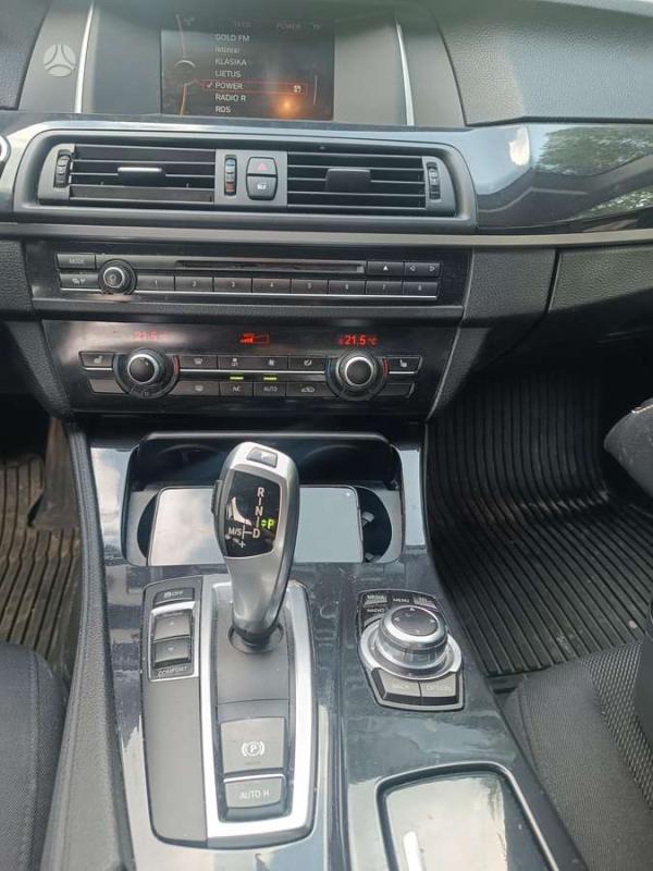 Melns BMW 518 2013 Šauļi, ar dzinēja tilpumu 2.00 L un nobraukumu 372 tūkst. km par 6700 €, foto 9 vietnē AUTOMOTO.COM.LV