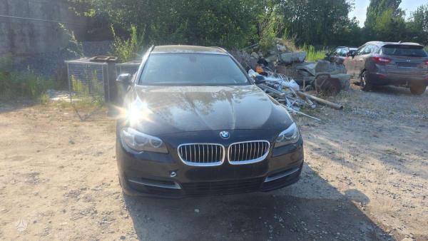 Black BMW 518 2015 in Siauliai, with an engine capacity of 0.00 L and mileage of 226 thousand km for 5200 €, photo 2 on AUTOMOTO.COM.LV
