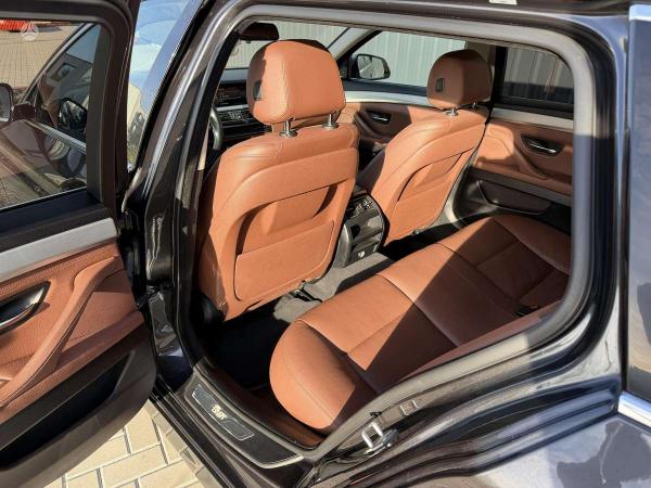 Melns BMW 518 2015 Viļņa, ar dzinēja tilpumu 2.00 L un nobraukumu 309 tūkst. km par 9400 €, foto 10 vietnē AUTOMOTO.COM.LV