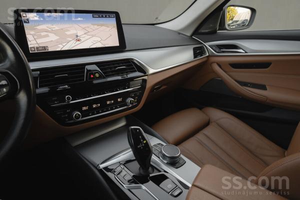 Melns BMW 518 2020 Jelgava, ar dzinēja tilpumu 2.00 L un nobraukumu 236 tūkst. km par 21000 €, foto 11 vietnē AUTOMOTO.COM.LV