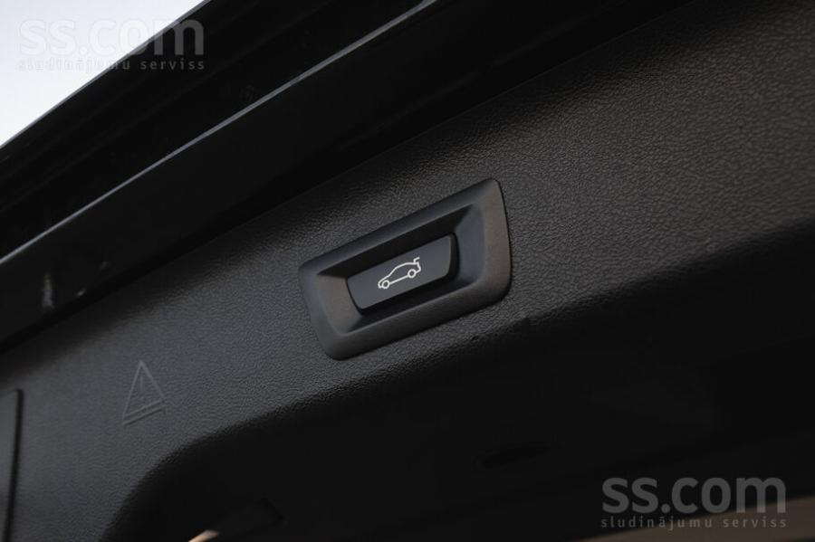 Melns BMW 518 2020 Jelgava, ar dzinēja tilpumu 2.00 L un nobraukumu 236 tūkst. km par 21000 €, foto 15 vietnē AUTOMOTO.COM.LV