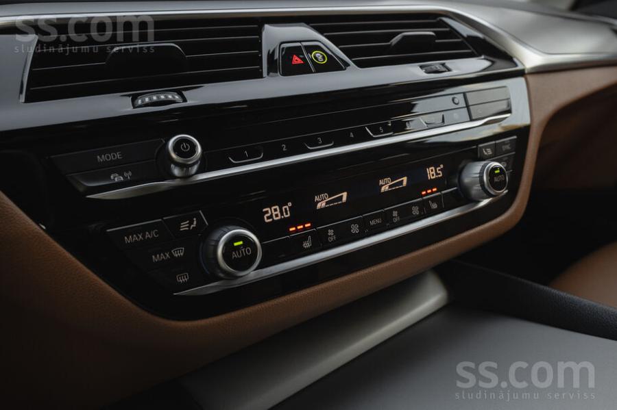 Melns BMW 518 2020 Jelgava, ar dzinēja tilpumu 2.00 L un nobraukumu 236 tūkst. km par 21000 €, foto 18 vietnē AUTOMOTO.COM.LV