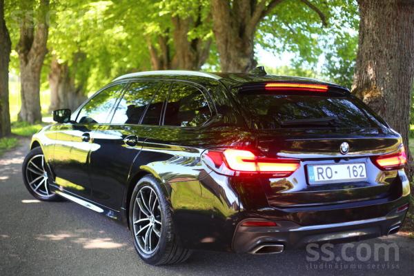 Black BMW 518 2021 in Riga, with an engine capacity of 2.00 L and mileage of 170 thousand km for 25550 €, photo 2 on AUTOMOTO.COM.LV