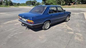 Zils BMW 518 1986 Švenčionys, ar dzinēja tilpumu 1.80 L un nobraukumu 278 tūkst. km par 3800 €, foto 4 vietnē AUTOMOTO.COM.LV