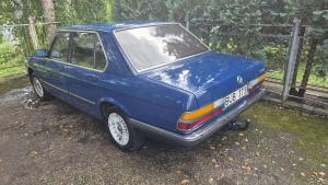 Zils BMW 518 1986 Švenčionys, ar dzinēja tilpumu 1.80 L un nobraukumu 278 tūkst. km par 3800 €, foto 10 vietnē AUTOMOTO.COM.LV