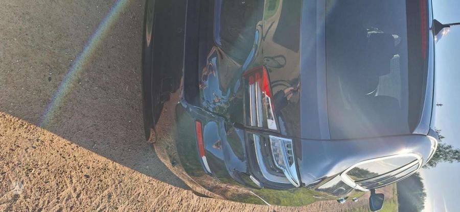 Blue BMW 518 2016 in Panevezys, with an engine capacity of 2.00 L and mileage of 220 thousand km for 8150 €, photo 7 on AUTOMOTO.COM.LV