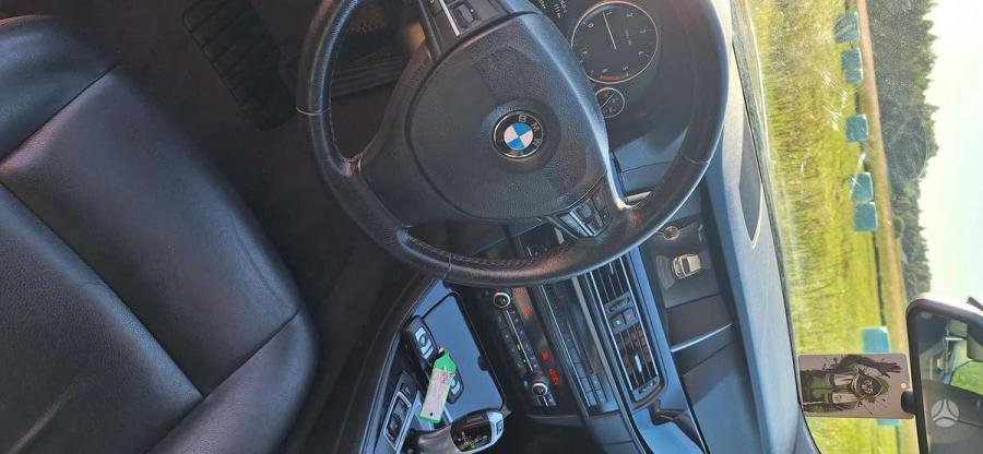 Blue BMW 518 2016 in Panevezys, with an engine capacity of 2.00 L and mileage of 220 thousand km for 8150 €, photo 11 on AUTOMOTO.COM.LV