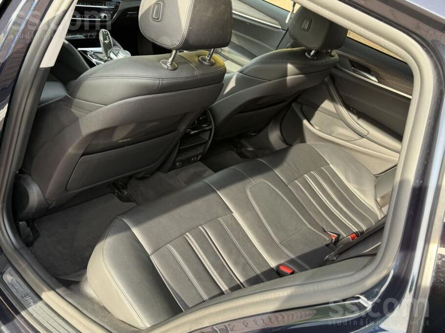 Blue BMW 518 2020 in Bauska, with an engine capacity of 2.00 L and mileage of 157 thousand km for 15200 €, photo 7 on AUTOMOTO.COM.LV