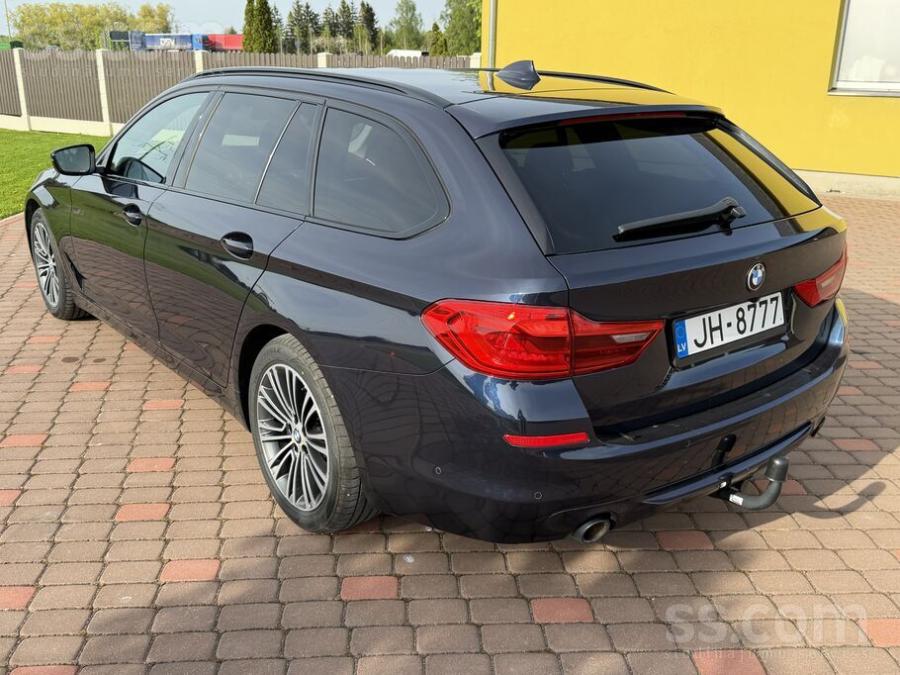 Blue BMW 518 2020 in Bauska, with an engine capacity of 2.00 L and mileage of 157 thousand km for 15200 €, photo 12 on AUTOMOTO.COM.LV