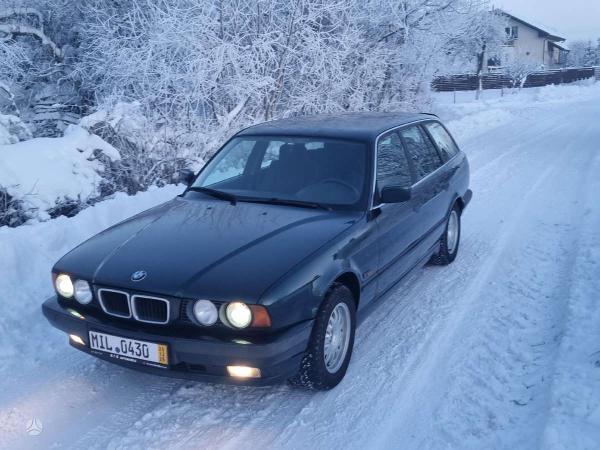 Green BMW 518 1994 in Kretinga, with an engine capacity of 1.80 L and mileage of 260 thousand km for 2850 €, photo 1 on AUTOMOTO.COM.LV