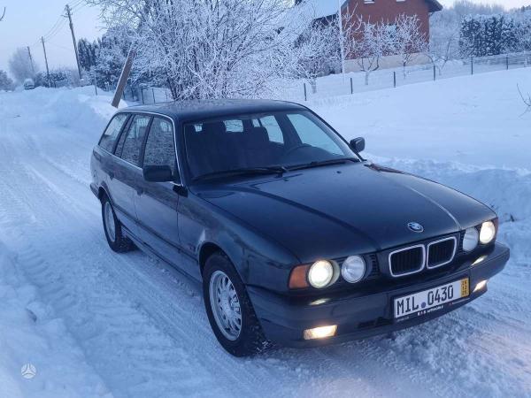 Green BMW 518 1994 in Kretinga, with an engine capacity of 1.80 L and mileage of 260 thousand km for 2850 €, photo 2 on AUTOMOTO.COM.LV