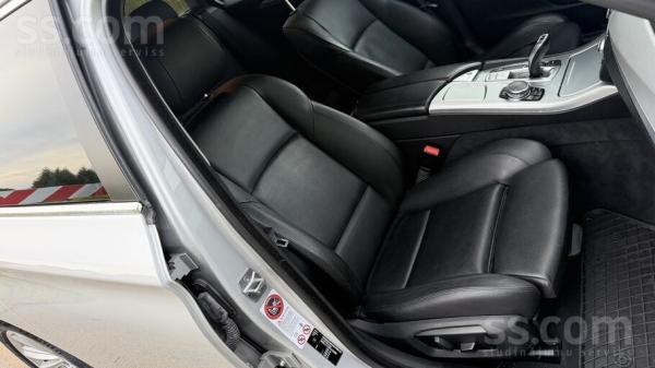 Grey BMW 518 2014 in Riga, with an engine capacity of 2.00 L and mileage of 220 thousand km for 9990 €, photo 9 on AUTOMOTO.COM.LV