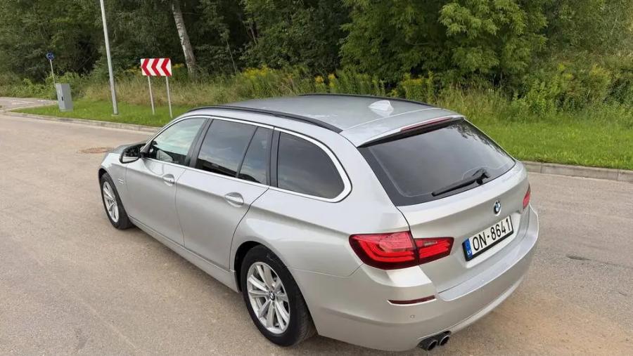 Grey BMW 518 2014 in Riga, with an engine capacity of 2.00 L and mileage of 220 thousand km for 9990 €, photo 7 on AUTOMOTO.COM.LV