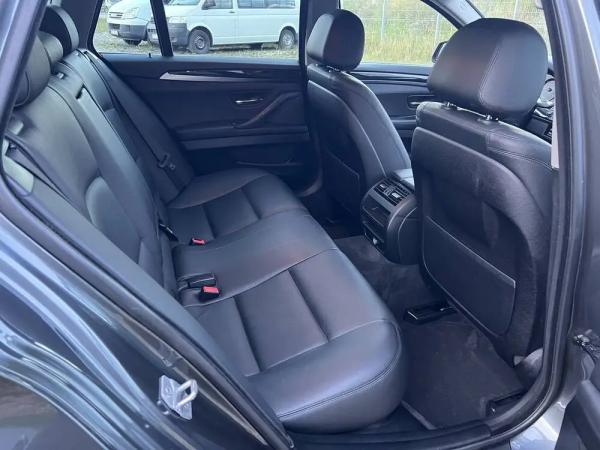 Grey BMW 518 2016 in Riga, with an engine capacity of 2.00 L and mileage of 244 thousand km for 10995 €, photo 9 on AUTOMOTO.COM.LV