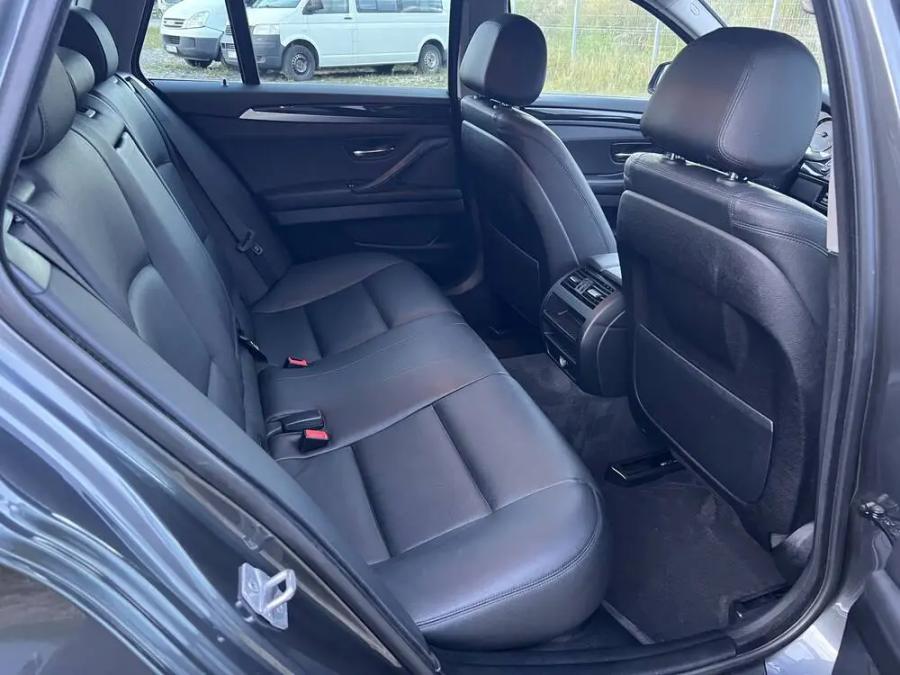 Pelēks BMW 518 2016 Rīga, ar dzinēja tilpumu 2.00 L un nobraukumu 244 tūkst. km par 10995 €, foto 10 vietnē AUTOMOTO.COM.LV