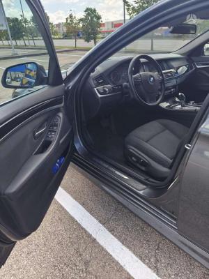 Grey BMW 518 2016 in Klaipeda, with an engine capacity of 2.00 L and mileage of 200 thousand km for 10000 €, photo 8 on AUTOMOTO.COM.LV