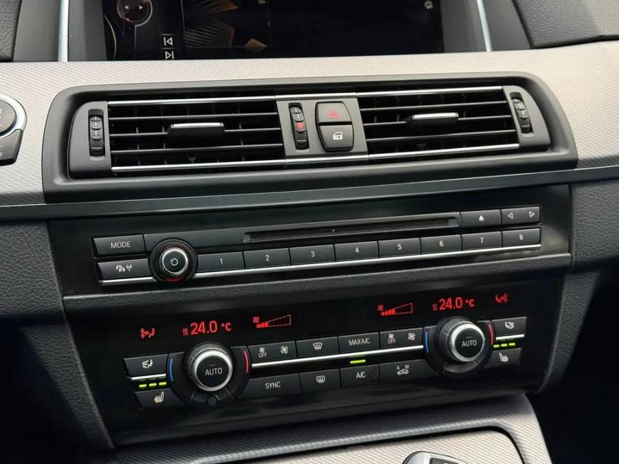 Pelēks BMW 518 2017 Rīga, ar dzinēja tilpumu 2.00 L un nobraukumu 243 tūkst. km par 14999 €, foto 14 vietnē AUTOMOTO.COM.LV