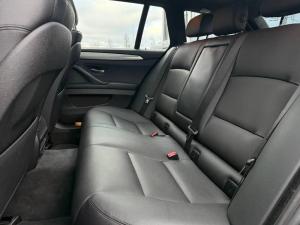 Pelēks BMW 518 2017 Rīga, ar dzinēja tilpumu 2.00 L un nobraukumu 243 tūkst. km par 14999 €, foto 29 vietnē AUTOMOTO.COM.LV