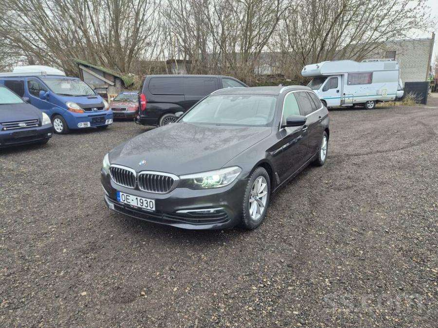 Pelēks BMW 518 2019 Rīga, ar dzinēja tilpumu 2.00 L un nobraukumu 249 tūkst. km par 18990 €, foto 1 vietnē AUTOMOTO.COM.LV