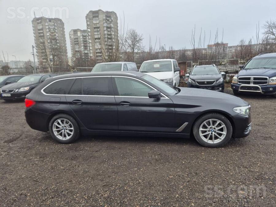 Pelēks BMW 518 2019 Rīga, ar dzinēja tilpumu 2.00 L un nobraukumu 249 tūkst. km par 18990 €, foto 5 vietnē AUTOMOTO.COM.LV