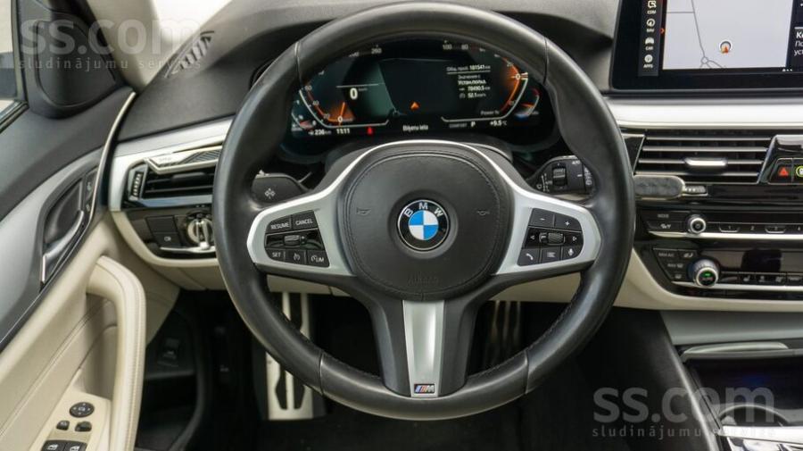 Grey BMW 518 2021 in Riga, with an engine capacity of 2.00 L and mileage of 182 thousand km for 25490 €, photo 15 on AUTOMOTO.COM.LV