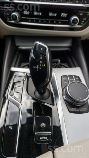 Grey BMW 518 2021 in Riga, with an engine capacity of 2.00 L and mileage of 182 thousand km for 25490 €, photo 18 on AUTOMOTO.COM.LV
