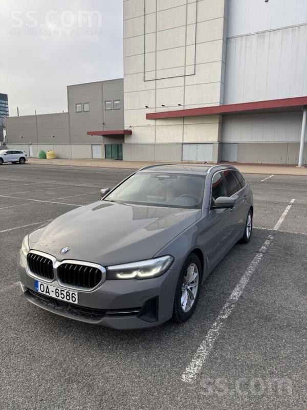 Grey BMW 518 2021 in Riga, with an engine capacity of 2.00 L and mileage of 193 thousand km for 22200 €, photo 1 on AUTOMOTO.COM.LV