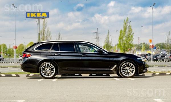 Grey BMW 518 2021 in Riga, with an engine capacity of 2.00 L and mileage of 182 thousand km for 21990 €, photo 8 on AUTOMOTO.COM.LV