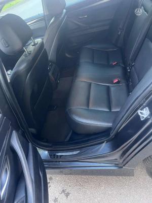 BMW 518 2016 in Visaginas, with an engine capacity of 2.00 L and mileage of 154 thousand km for 13400 €, photo 13 on AUTOMOTO.COM.LV
