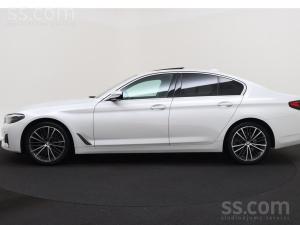White BMW 518 2023 in Riga, with an engine capacity of 2.00 L and mileage of 157 thousand km for 27999 €, photo 5 on AUTOMOTO.COM.LV