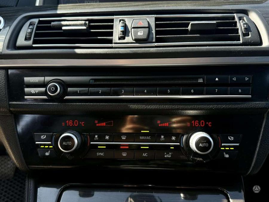 Balts BMW 518 2013 Šauļi, ar dzinēja tilpumu 2.00 L un nobraukumu 365 tūkst. km par 10500 €, foto 10 vietnē AUTOMOTO.COM.LV