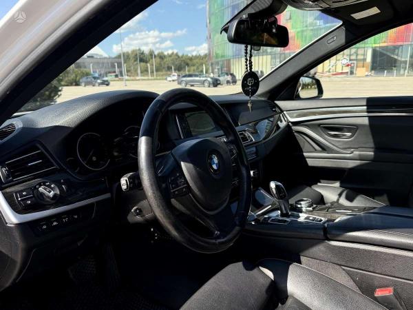 White BMW 518 2013 in Siauliai, with an engine capacity of 2.00 L and mileage of 365 thousand km for 10500 €, photo 11 on AUTOMOTO.COM.LV