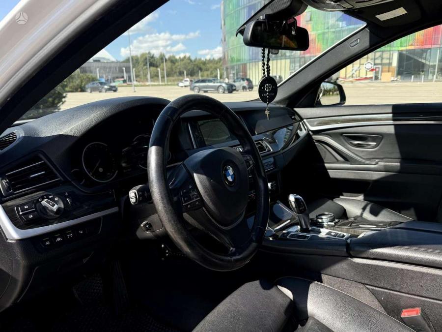 Balts BMW 518 2013 Šauļi, ar dzinēja tilpumu 2.00 L un nobraukumu 365 tūkst. km par 10500 €, foto 11 vietnē AUTOMOTO.COM.LV