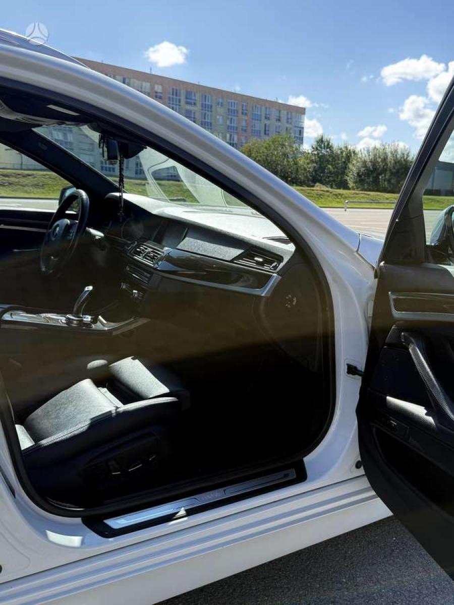 Balts BMW 518 2013 Šauļi, ar dzinēja tilpumu 2.00 L un nobraukumu 365 tūkst. km par 10500 €, foto 19 vietnē AUTOMOTO.COM.LV