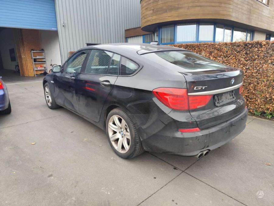 Melns BMW 520 2013 Kauņa, ar dzinēja tilpumu 2.00 L un nobraukumu 245 tūkst. km par 8950 €, foto 4 vietnē AUTOMOTO.COM.LV