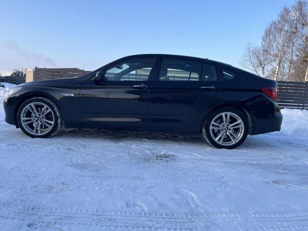 Black BMW 520 2013 in Kaunas, with an engine capacity of 2.00 L and mileage of 247 thousand km for 8999 €, photo 2 on AUTOMOTO.COM.LV